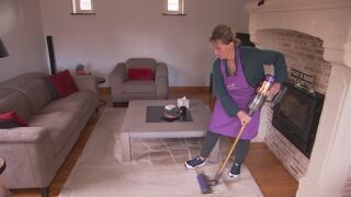 1 op de 5 huishoudhulpen afwezig door ziekte: fysiek zwaar en eenzaam ...