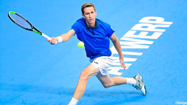 Kimmer Coppejans zit al 13 dagen opgesloten: "Mag nog geen deur openen ...