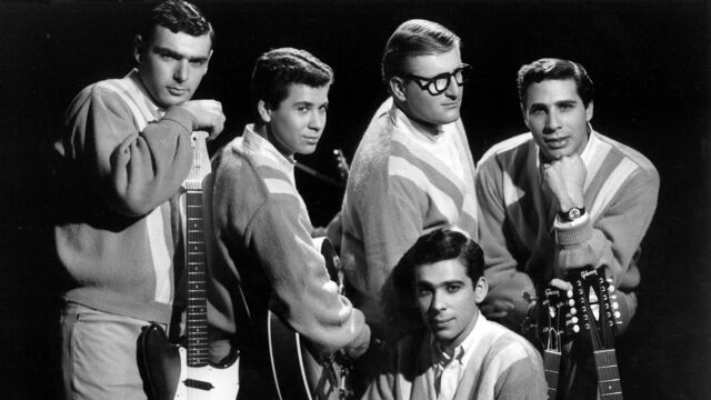 Philip Margo, zanger van wereldhit "The Lion Sleeps Tonight", overleden ...