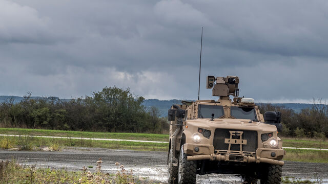 Maak kennis met de nieuwe jeeps van Defensie, de Oshkosh-CLV: het ...