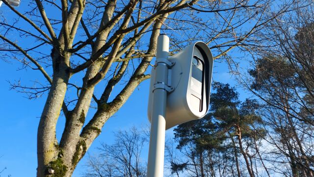 Nieuwe flitspalen in Genk meten in beide richtingen: aantal ...