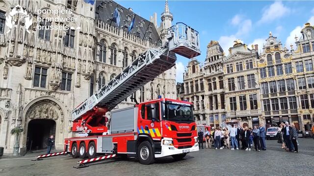 Brusselse brandweer krijgt nieuwe wagen met hoogste ladder (64 meter ...
