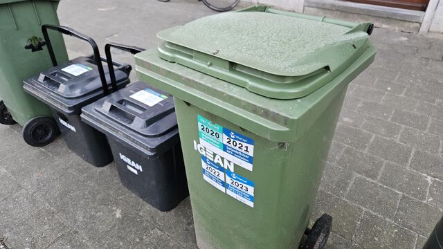 Gft-containers bevroren en niet opgehaald rond Antwerpen: "Vochtig ...