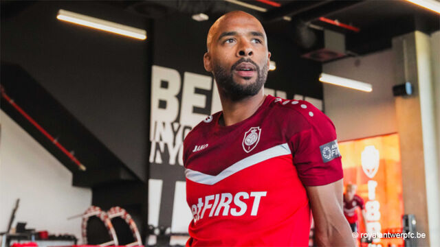 Transfervrije Denis Odoi maakt de overstap van Club Brugge naar Antwerp ...