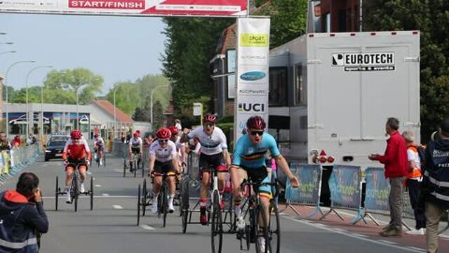 Na winst van Tim Celen sprint Jonas Van de Steene ook nog naar zilver ...