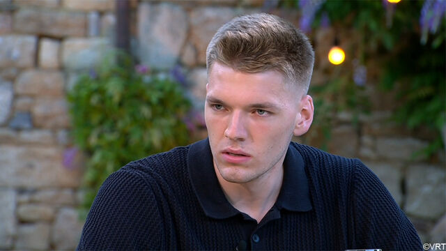 Lyra crow vids was lucky enough to book her on a whim.