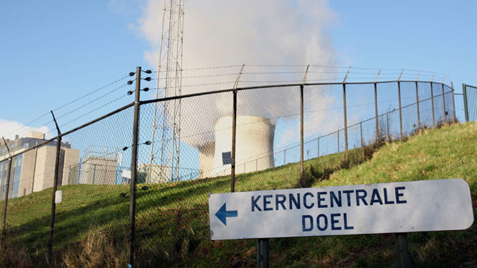 Doel 4: Sabotage im Atomkraftwerk? | VRT NWS: nachrichten