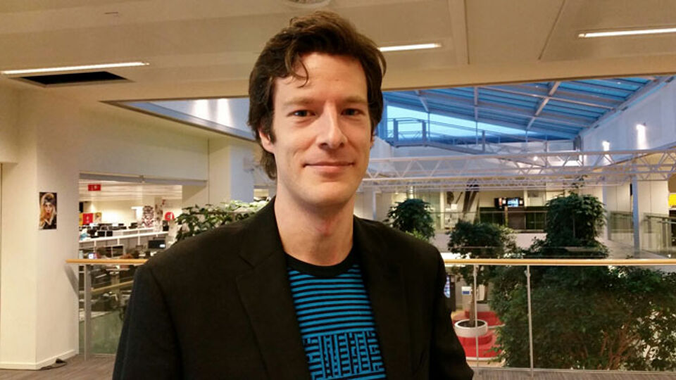 Hebt u uw nieuwsgedicht al neergepend? | VRT NWS: nieuws