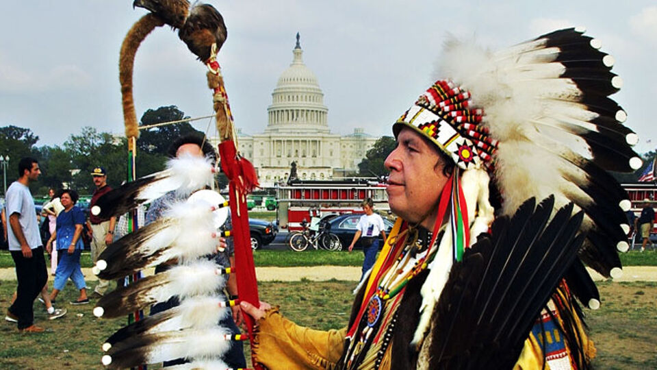 "Columbus Day" of "Native American Day"? | VRT NWS: nieuws