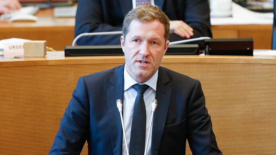 Paul Magnette trekt Europese lijst voor PS bij verkiezingen in mei ...