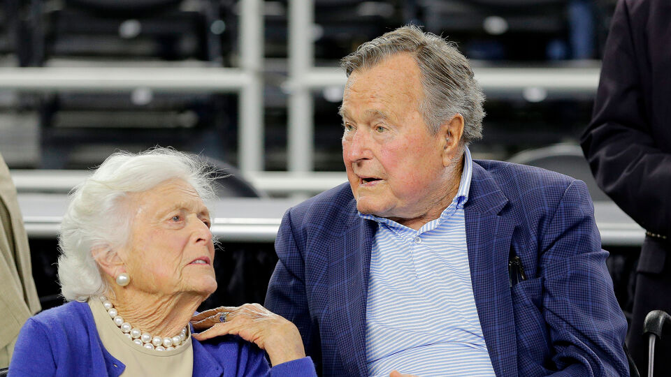 George Bush senior (94), de president van de Golfoorlog, is overleden ...