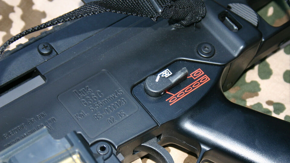 Leerling (15) haalt airsoft-wapen boven in middelbare school in Brugge ...