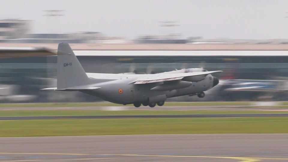 Laatste vlucht van "Hercules van de Belgische luchtmacht": leger neemt ...