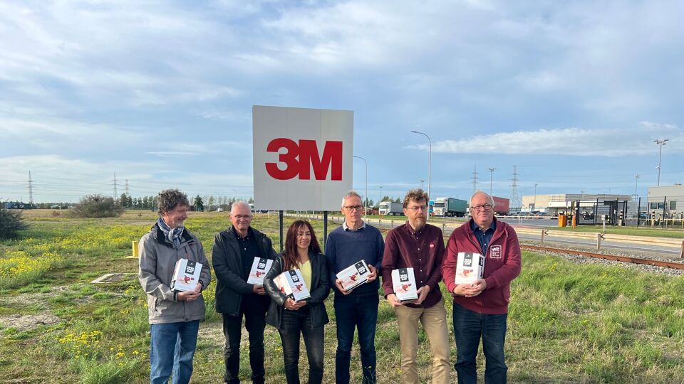 Appelsap van boomgaard in Zwijndrecht bevat hoge concentraties PFAS ...