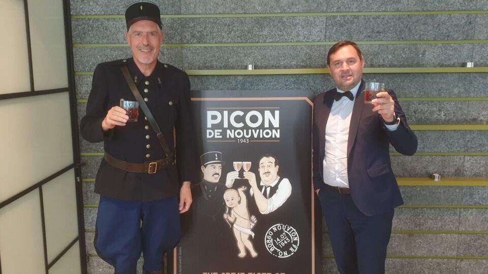 "Good moaning": Arthur Bostrom, officer Crabtree uit "'Allo 'allo ...