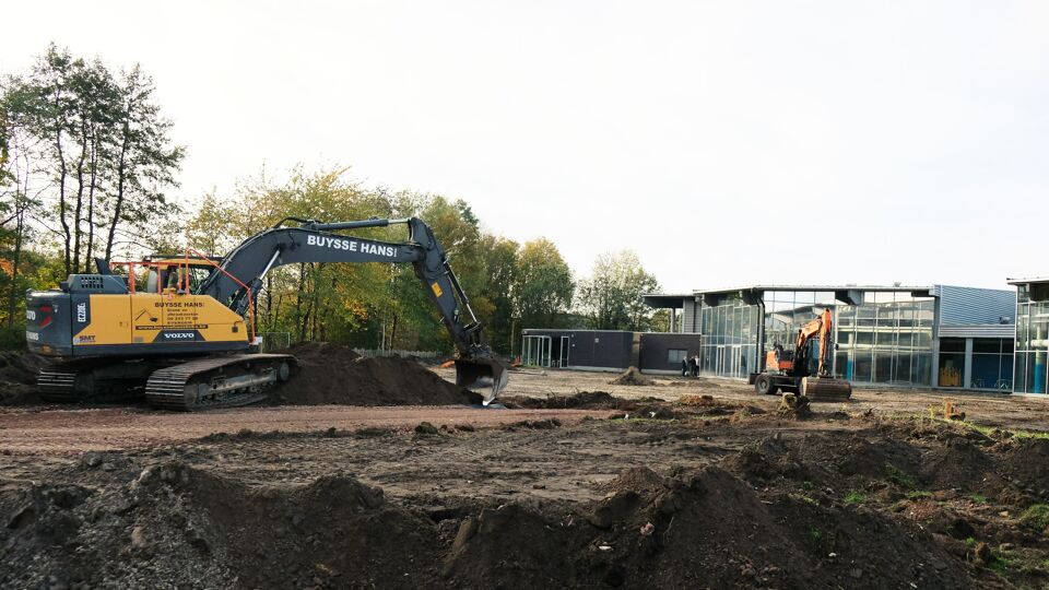Werken aan nieuw zwembad in Evergem zijn begonnen | VRT NWS: nieuws