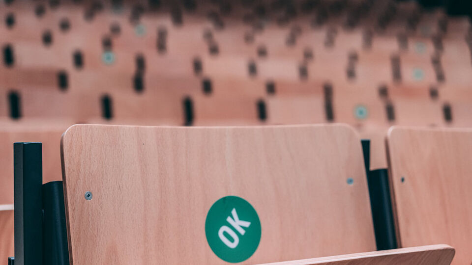 Heraangelegde campus UGent laat 5 miljoen liter regenwater insijpelen ...