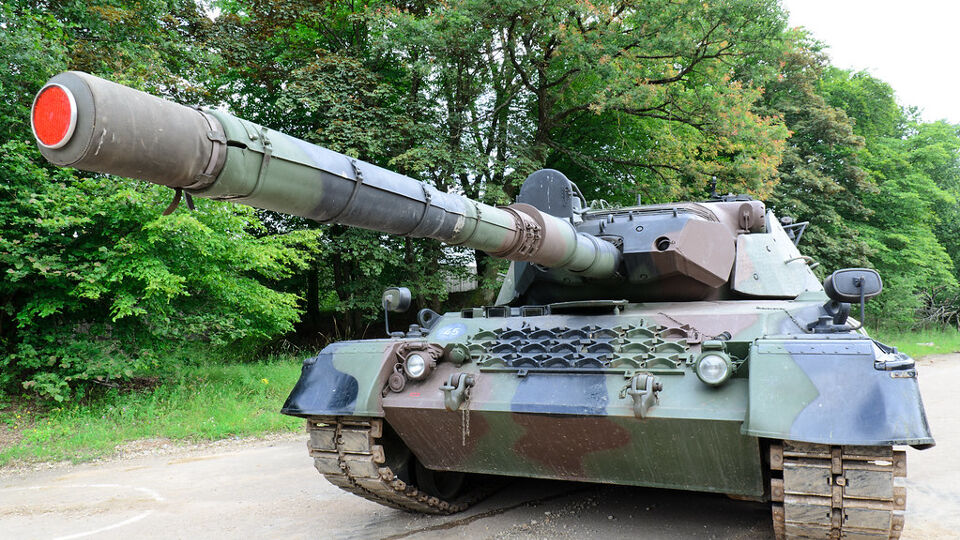 Duitsland, Nederland en Denemarken gaan samen minstens 100 oude tanks ...