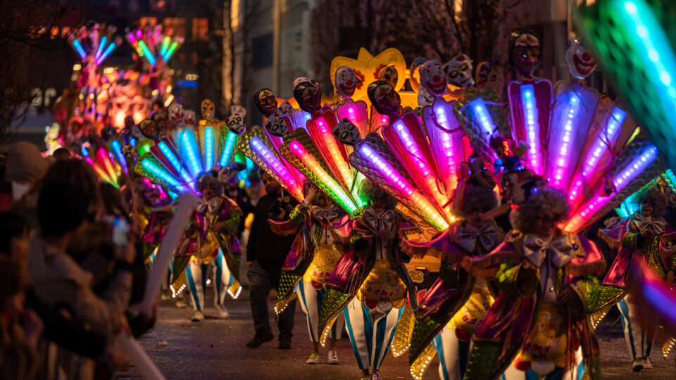 Carnaval d’Alost: danse des balais, lancer d’oignons et "Voil Jeanetten ...