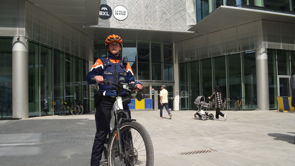 Brusselse politie-inspecteurs gaan vanaf nu op interventie met ...