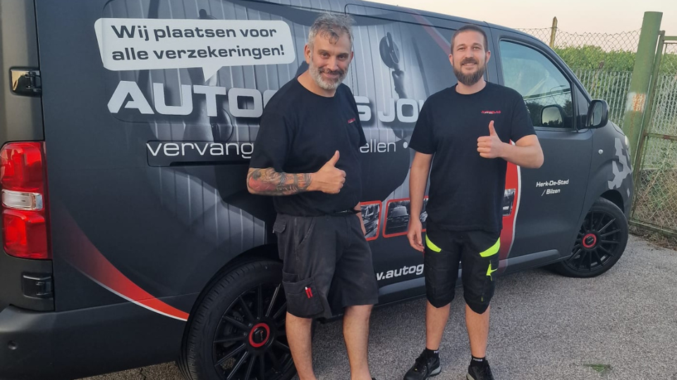 Firma uit Herk-de-Stad gaat autoruiten van Belgische toeristen in Noord ...