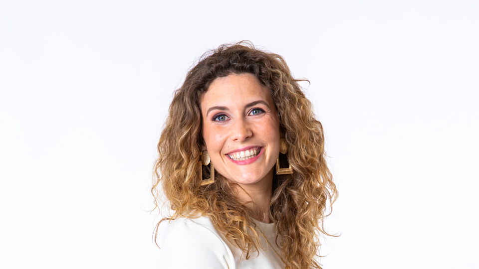 Maureen Vanherberghen (Qmusic) nieuwe radiostem bij MNM | VRT NWS: nieuws