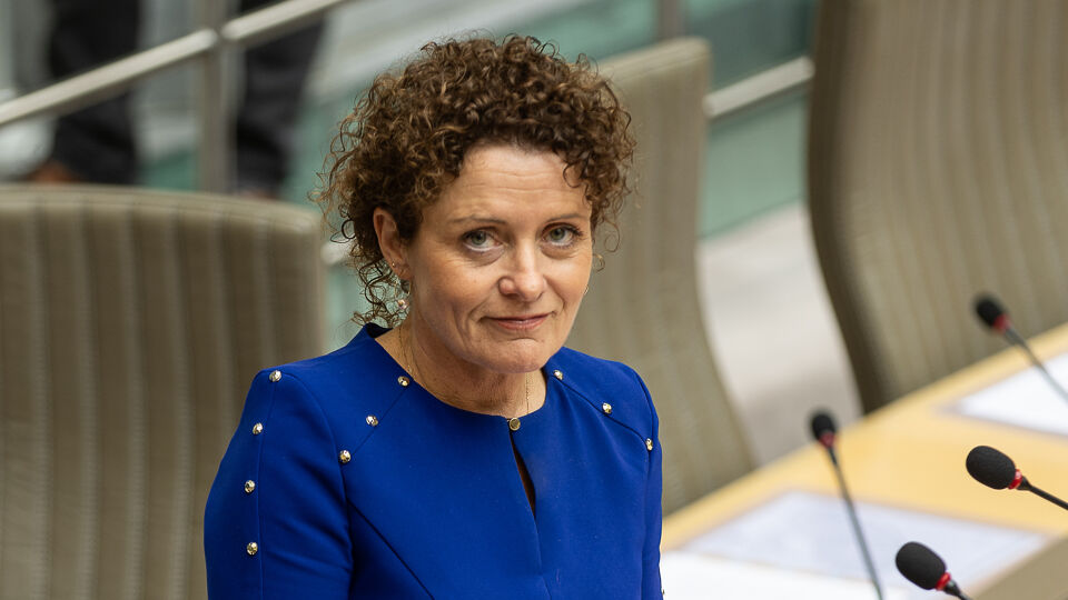 Vlaams minister van Mobiliteit Lydia Peeters (Open VLD) lichtgewond na ...