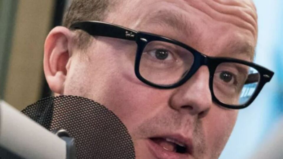 Cartoonist Lectrr laat zich ontdopen na bekijken van "Godvergeten": "Ik ...