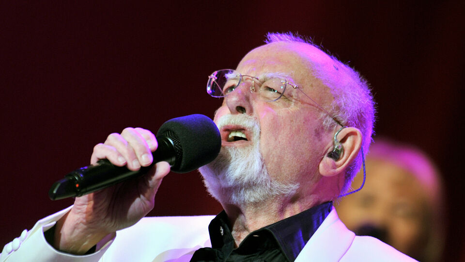 Britse zanger Roger Whittaker gestorven | VRT NWS: nieuws