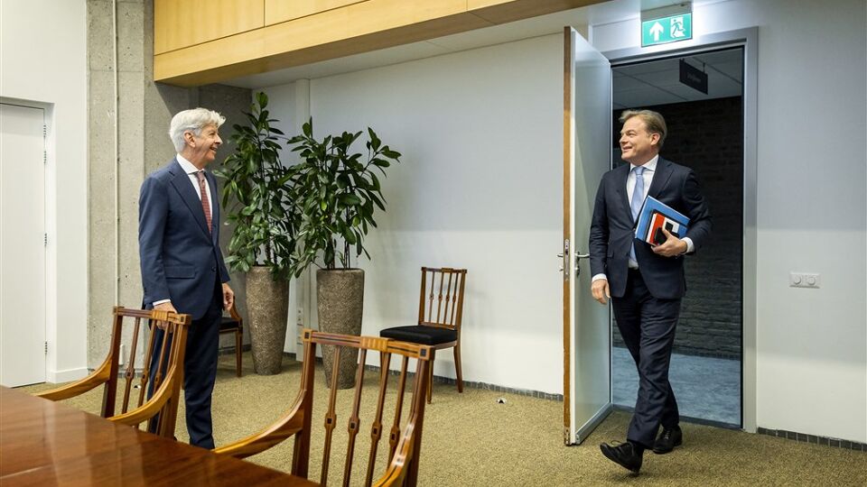 Nederlandse politicus Omtzigt veroorzaakt commotie met "gelekte ...