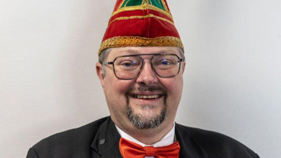 Eerste Limburgse carnavalstoeten van start gegaan | VRT NWS: nieuws