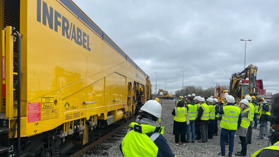 Infrabel vernieuwt hogesnelheidslijn naar Frankrijk ...