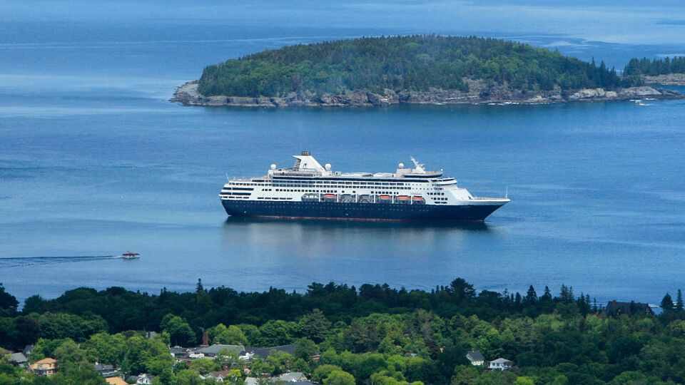 2 bemanningsleden omgekomen bij explosie aan boord van Nederlands ...