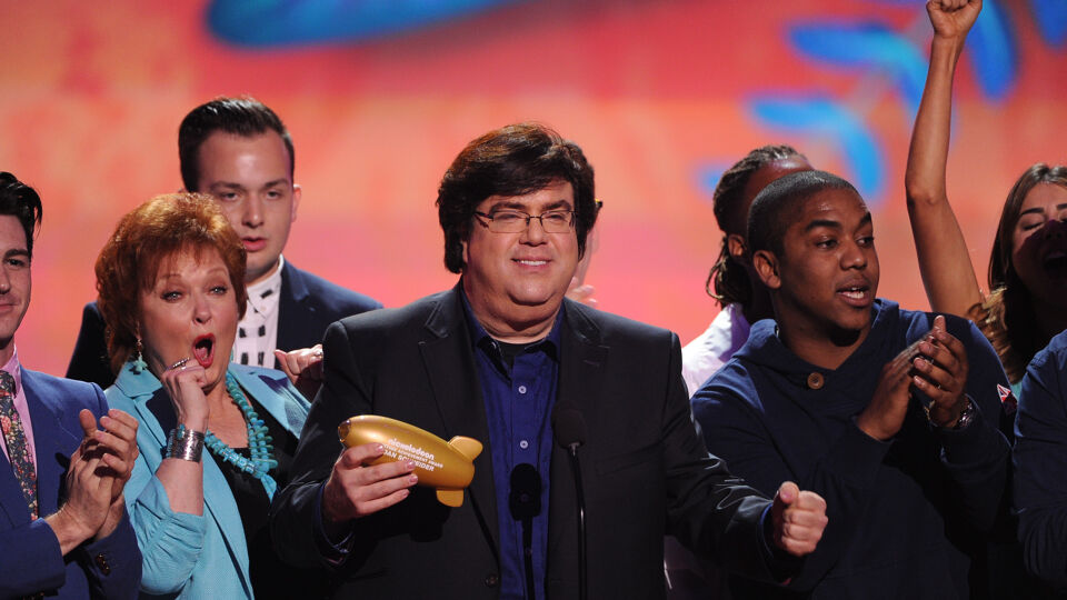 Beruchte producer Dan Schneider dient klacht in tegen makers van ...