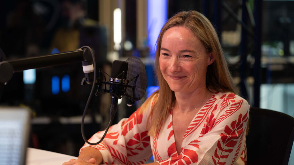 Moederziel alleen in het universum of toch niet? Sterrenkundige Leen ...