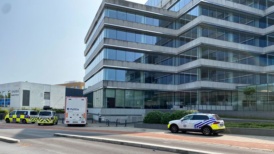 Kantoorgebouwen van Crelan en Europabank opnieuw vrijgegeven na ...