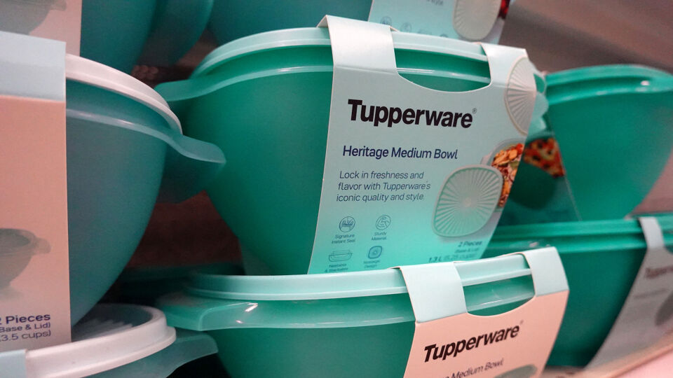 Workers at Aalst Tupperware factory fear for their jobs after ...