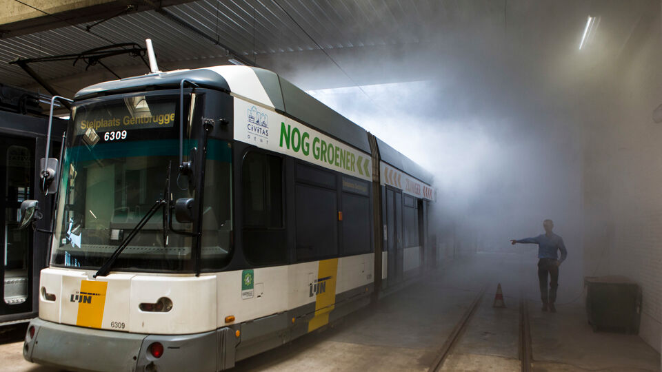 Plus de la moitié des trams et des bus de De Lijn ne circulent pas ce ...
