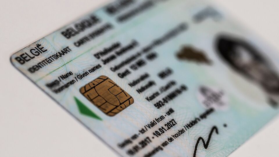 Digital Belgian ID card available from November 2026 | VRT NWS: news