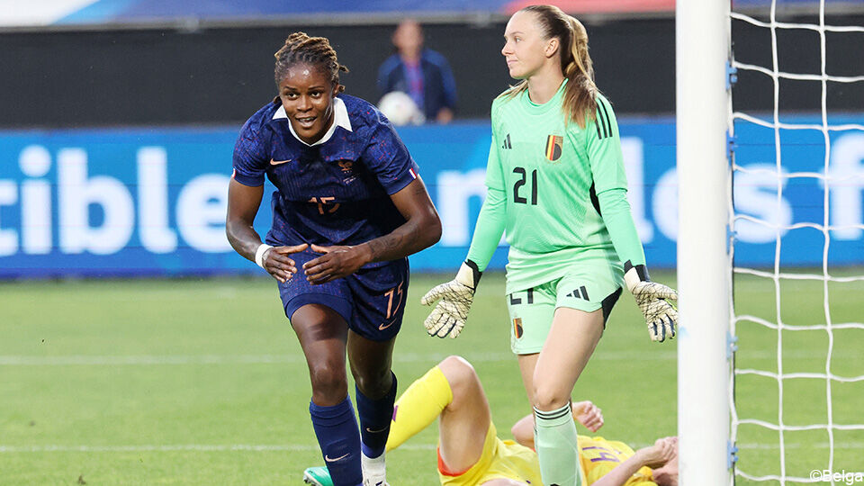 Eerste EK-test draait uit op een afstraffing voor de Red Flames, ze ...