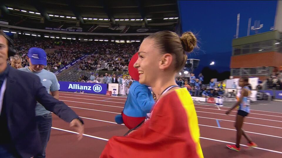 "Ik kan nog een pak sneller": Jana Van Lent doet stevige hap van 5 ...