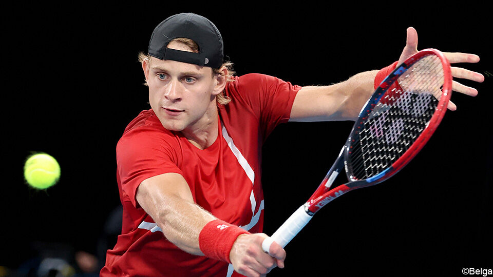 Twee sets netjes verdeeld en dan de opgave van Casper Ruud: Zizou Bergs ...